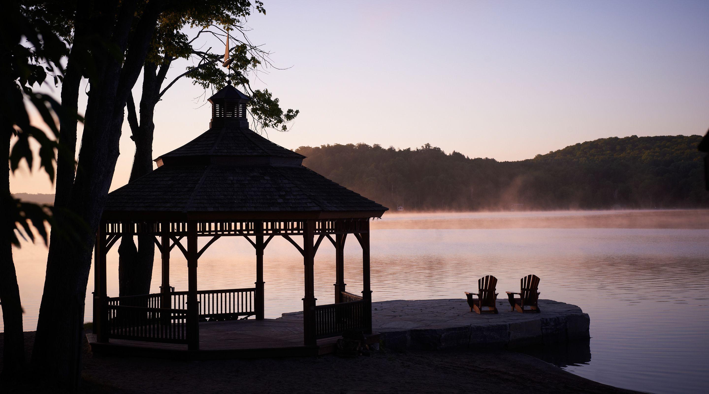 DEERHURST RESORT | ⋆⋆⋆ | HUNTSVILLE, CANADA | SEASON DEALS FROM $174